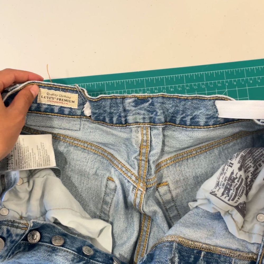 How to Take in the Waist of Jeans – Petite Glimmers