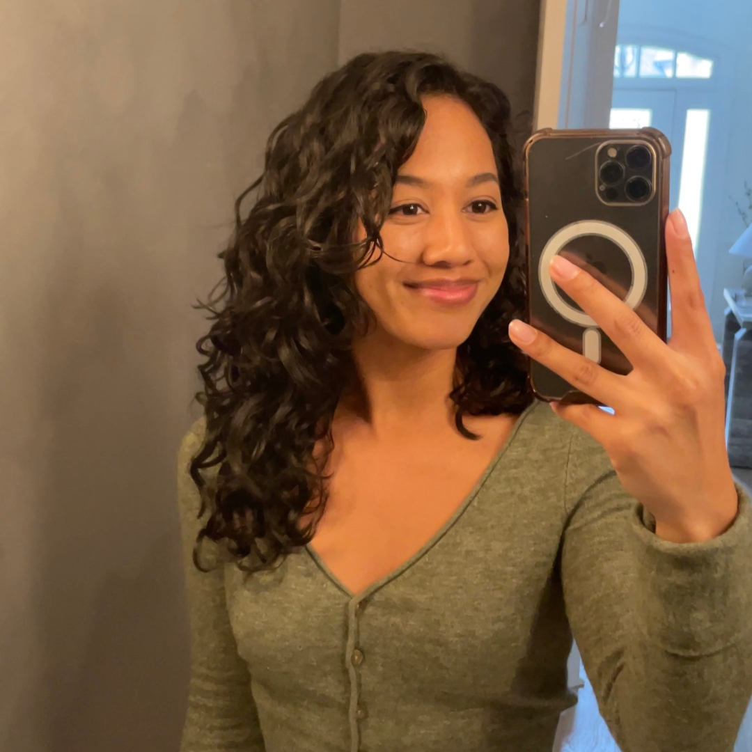 My 2B Curly Hair Routine – Petite Glimmers