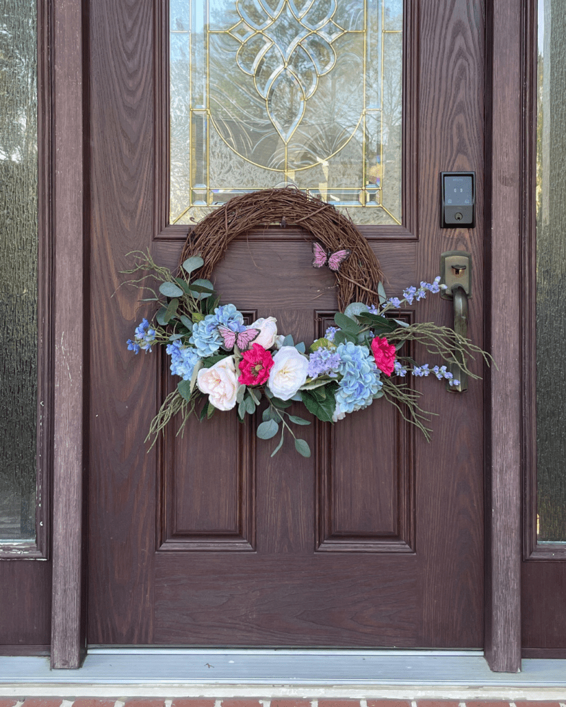 Hosting a Spring Wreath-Making Workshop with Friends – Petite Glimmers